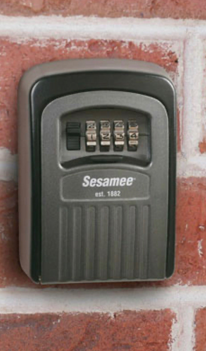 CCL Security Products 96009 Wall Mount Sesamee Storage Security Padloc